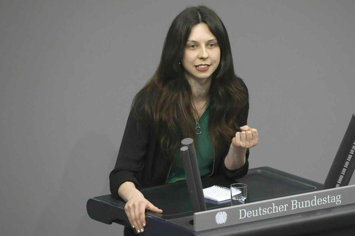 Shitstorm gegen Grüne Zoe Mayer: Die Art junge Politikerin, vor der in ...