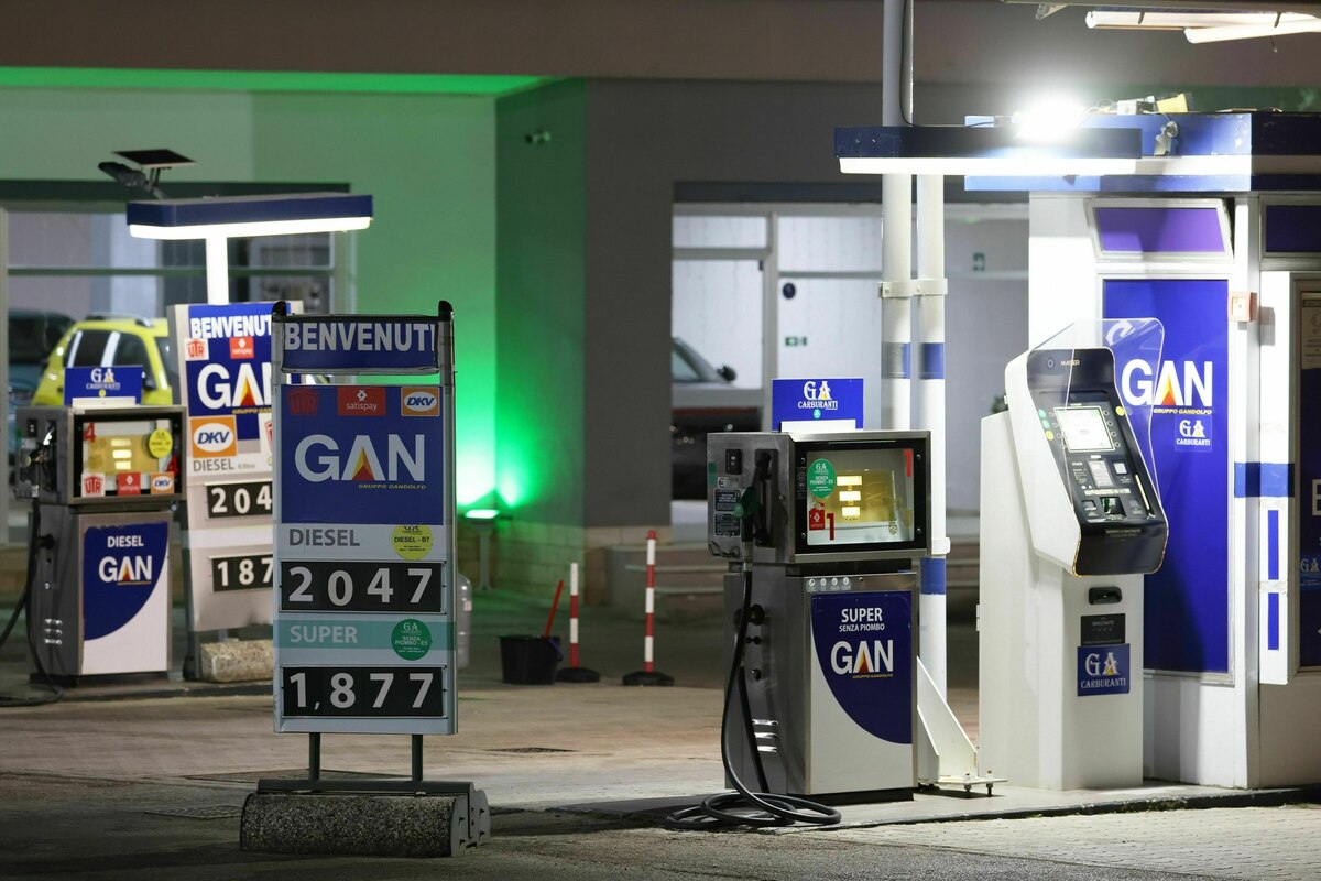 Steigende Benzinpreise: Spritpreisbremse jetzt auch in Italien | taz.de