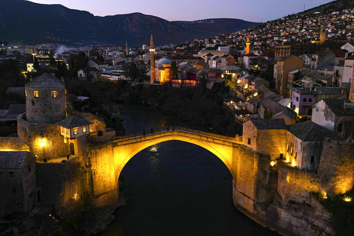 Mostar und das Erbe Ex-Jugoslawiens: Traurig, aber normal | taz.de