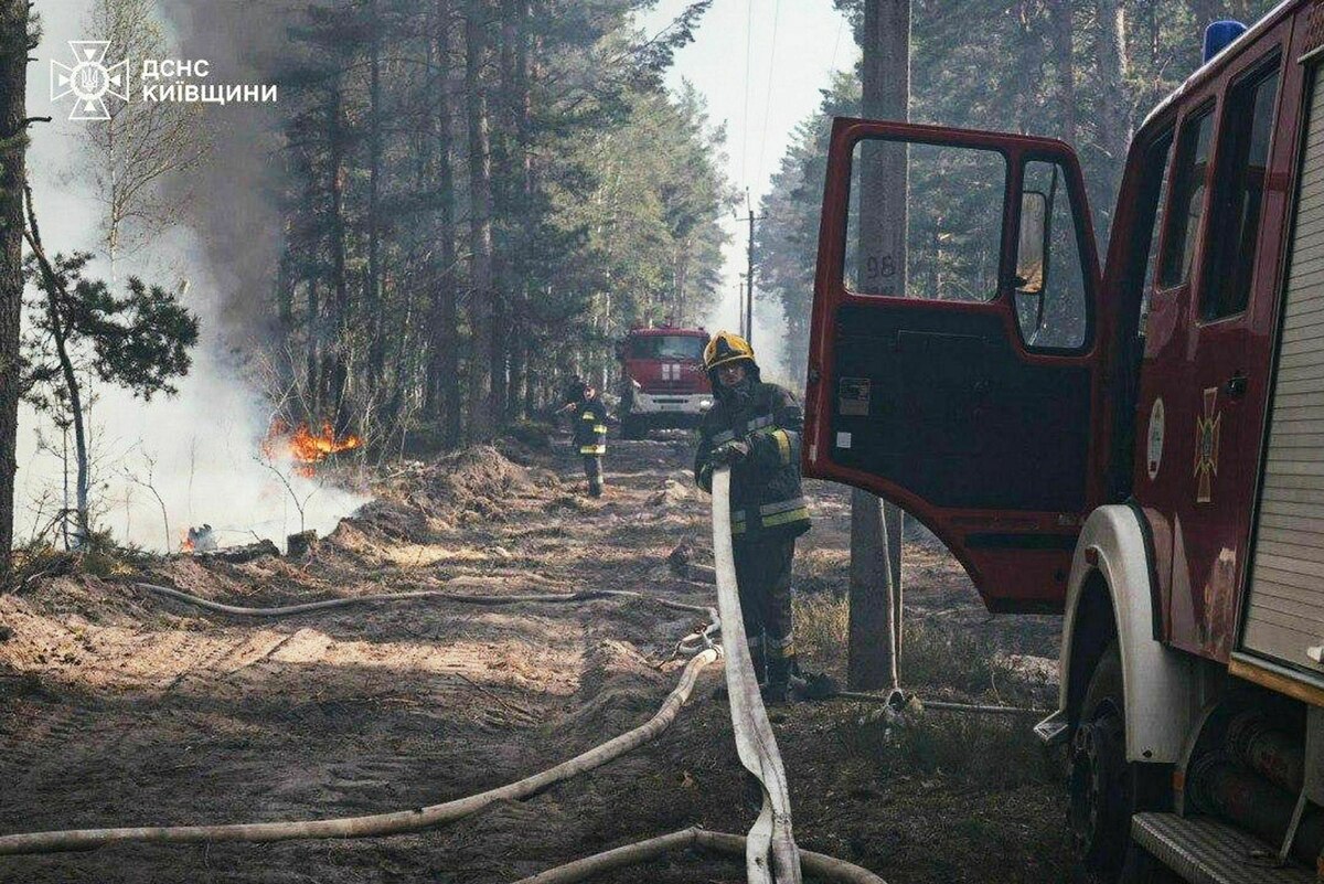 Russischer Drohnenangriff: Brand in der Sperrzone um Tschornobyl | taz.de