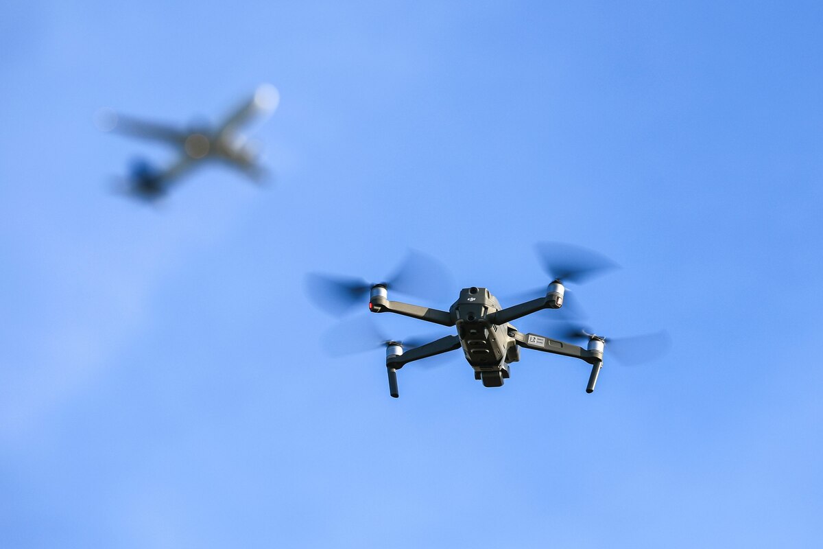 Deutsche Flugsicherung: Bundesweites Drohnen-Abwehrnetz in Planung | taz.de