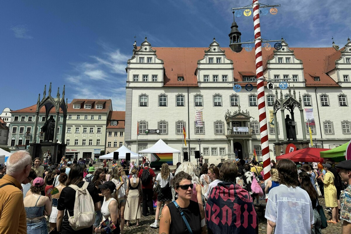 CSD in Wittenberg: Dem Rechtsruck entgegen | taz.de